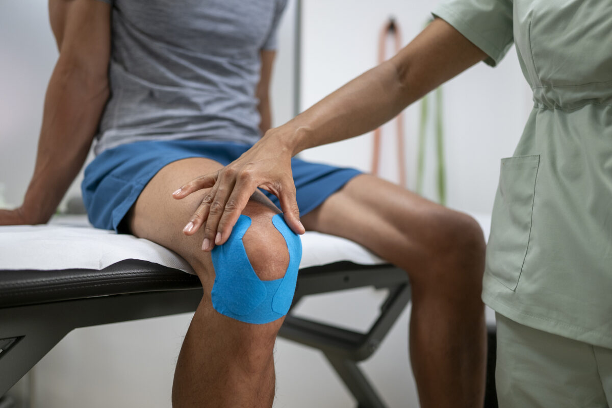 Patellar Tendon Tear: Symptoms, Diagnosis, and Treatment